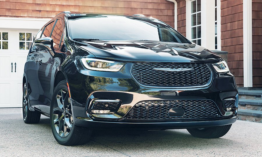 Stellantis to resume Chrysler minivan production in Windsor, Ont., on ...